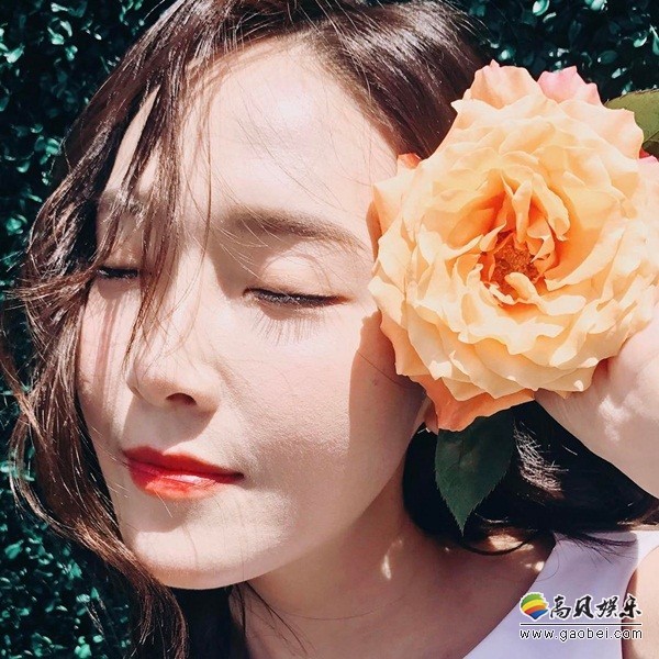 Jessica通过Instagram道：“Let yourself bloom”并公开美照-新闻资讯-高贝娱乐