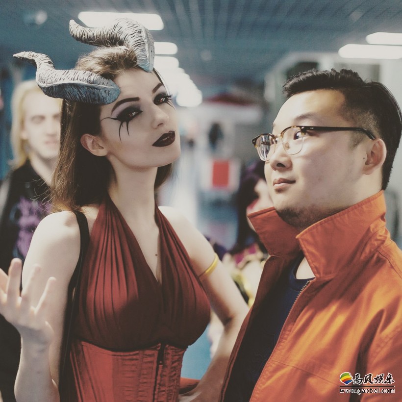 俄罗斯Coser现场带来新的痛苦女王Cos：冷艳性感Cosplay艳压全场-新闻资讯-高贝娱乐