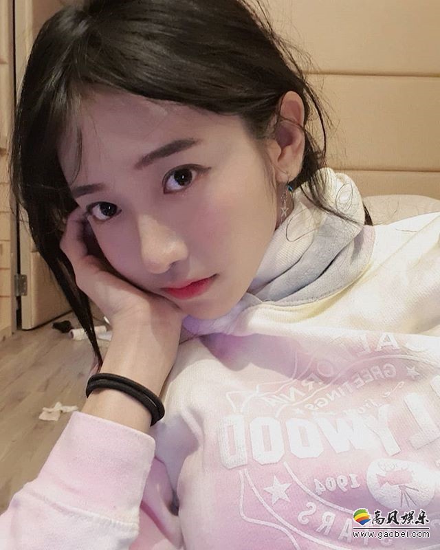 韩国Yoomjji企鹅妹Jinny！不仅外型可爱，精通英语，还会讲中文以及日文-新闻资讯-高贝娱乐