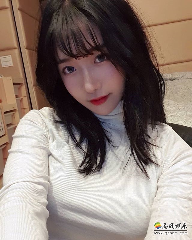 韩国Yoomjji企鹅妹Jinny！不仅外型可爱，精通英语，还会讲中文以及日文-新闻资讯-高贝娱乐