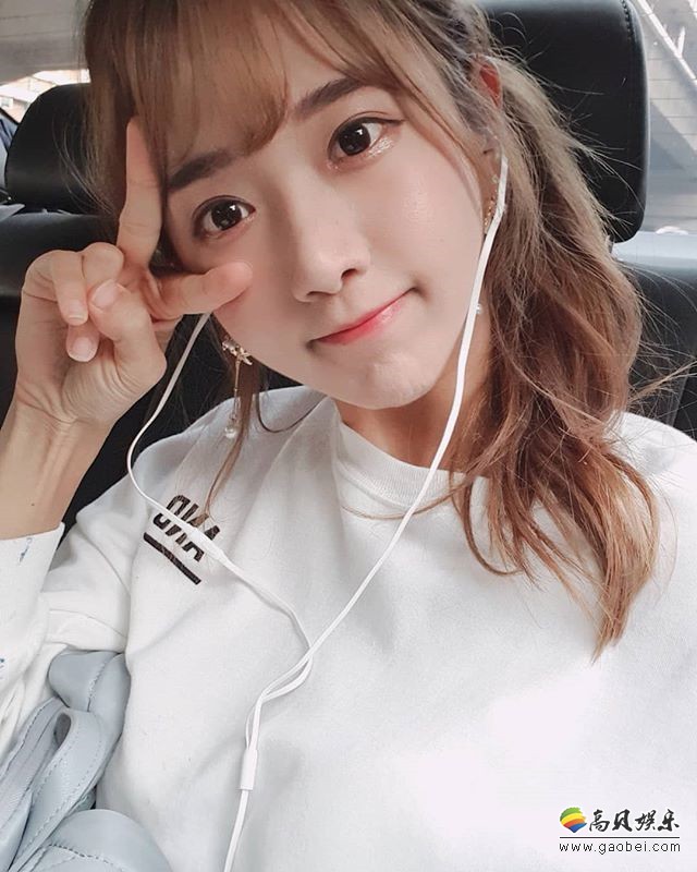 韩国Yoomjji企鹅妹Jinny！不仅外型可爱，精通英语，还会讲中文以及日文-新闻资讯-高贝娱乐